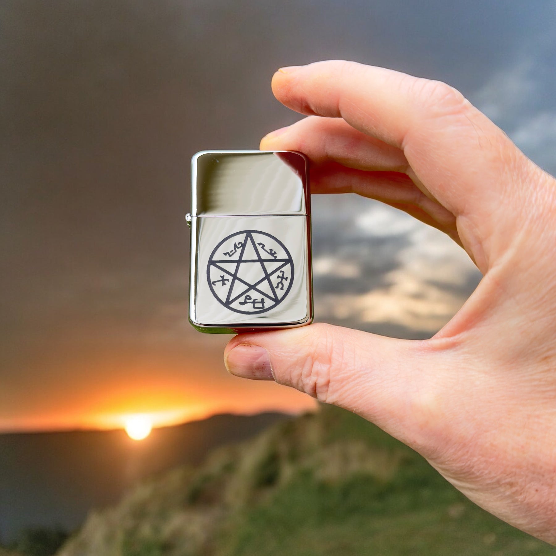 Lighter - Demon Trap High Polish – HipFlaskPlus